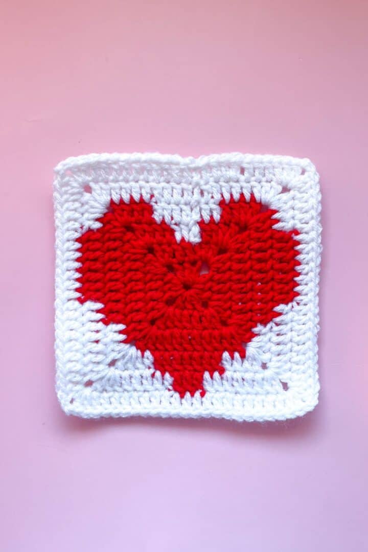 Crochet Heart Granny Square Pattern - thecaffeinatedsnail.com