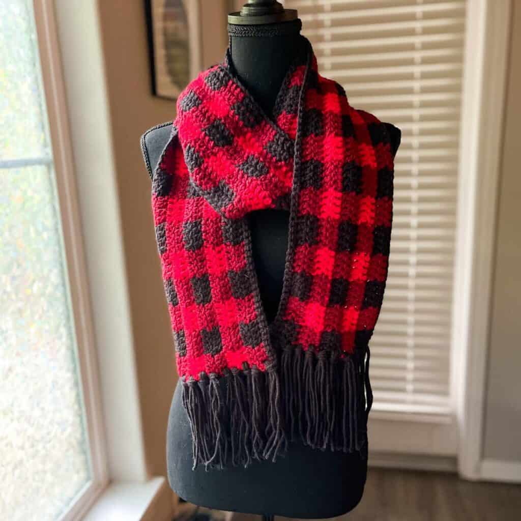 Crochet Winter Scarf Pattern - thecaffeinatedsnail.com