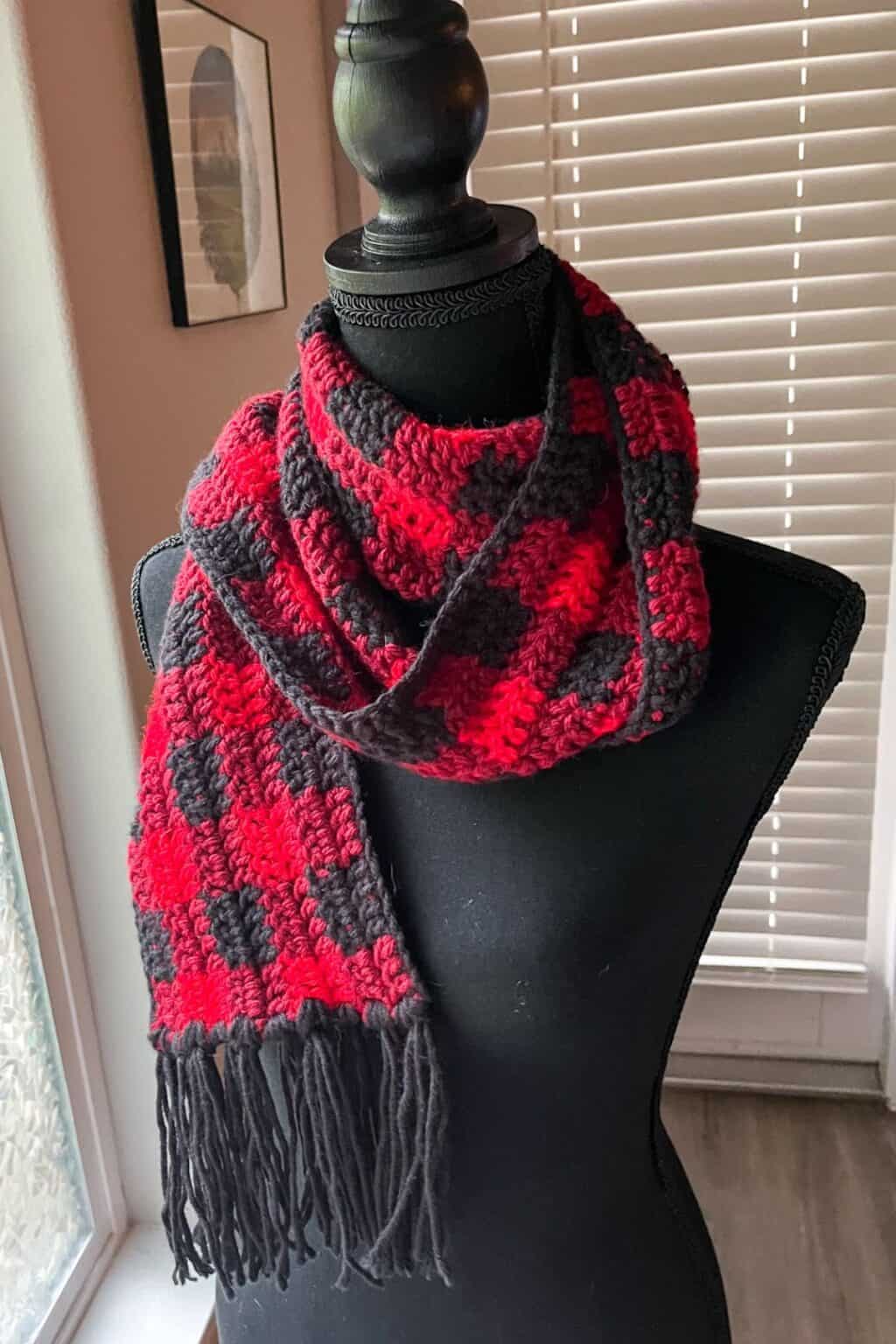 Crochet Winter Scarf Pattern - thecaffeinatedsnail.com