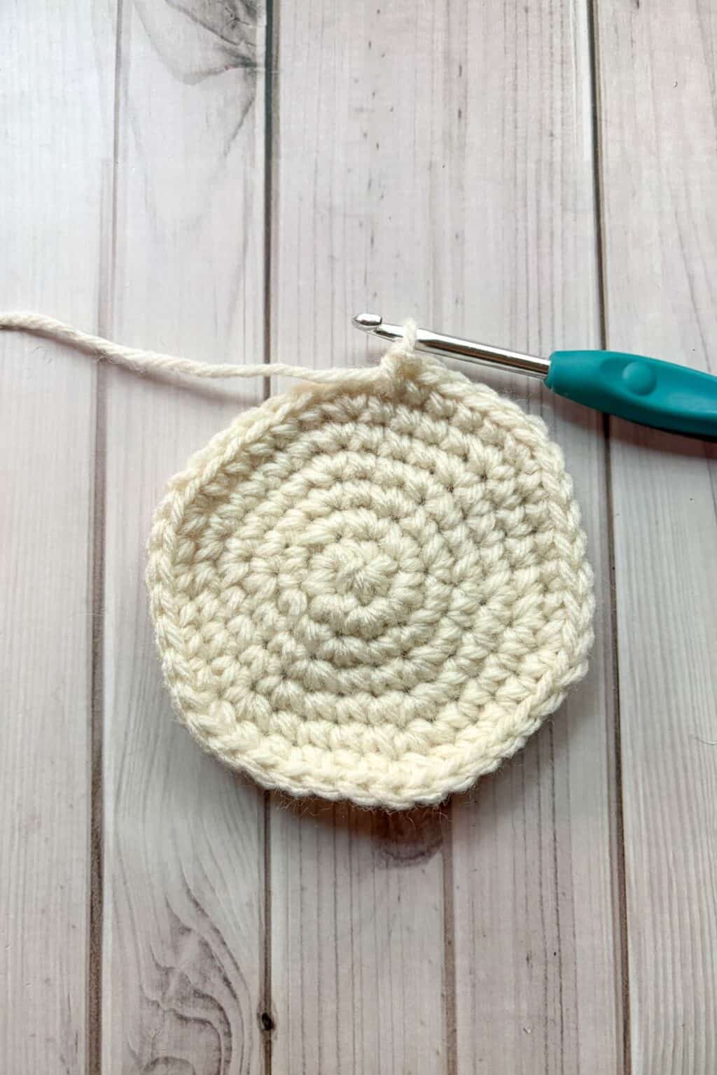 Crochet Dumpling Pattern - thecaffeinatedsnail.com