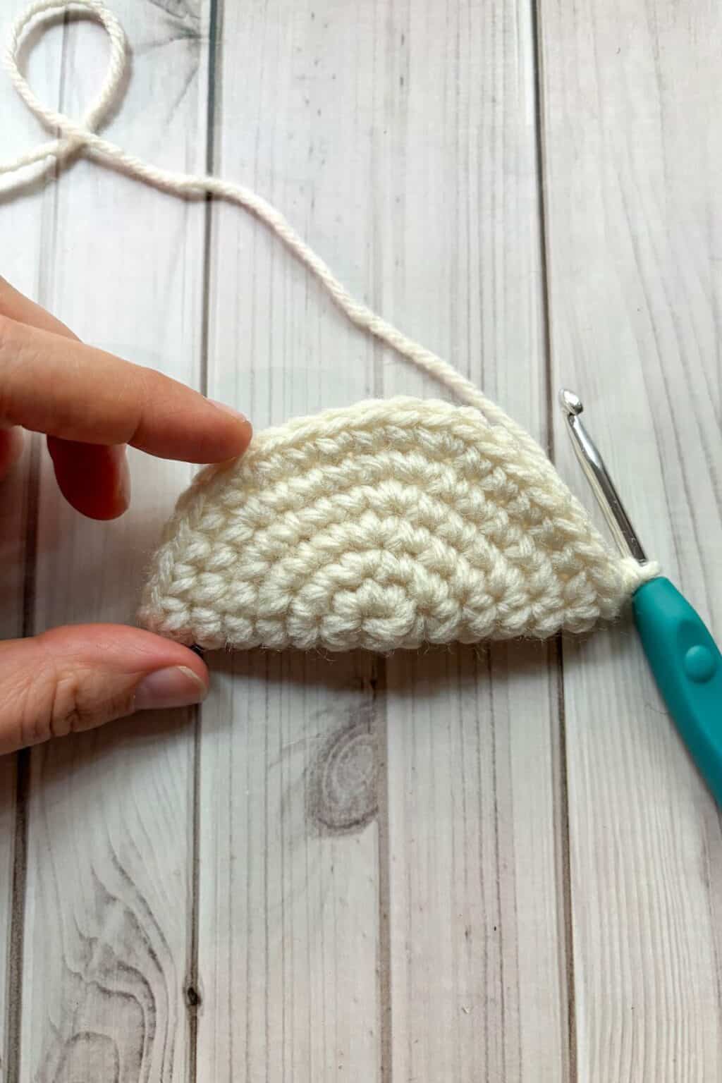 Crochet Dumpling Pattern - thecaffeinatedsnail.com