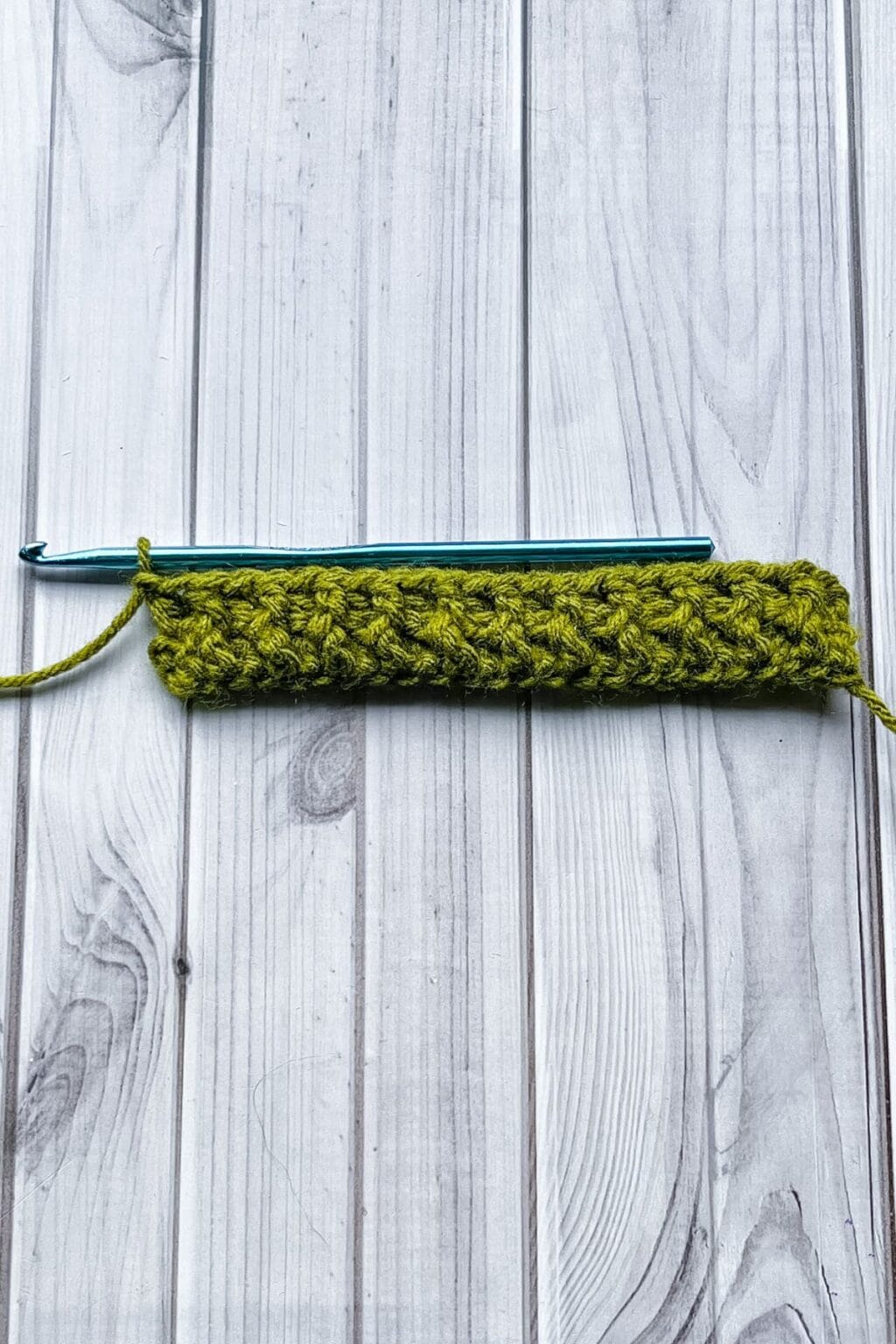 Crochet Rice Stitch Pattern - thecaffeinatedsnail.com