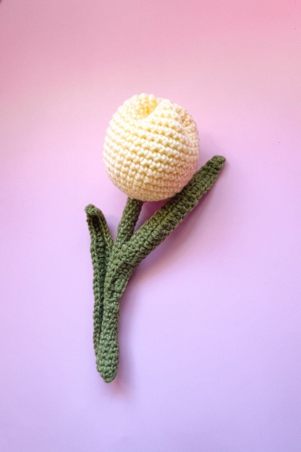 Crochet Tulip Pattern - thecaffeinatedsnail.com