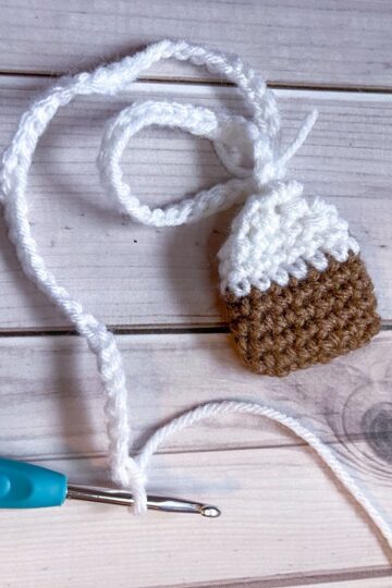 Crochet Tea Bag Bookmark Pattern - thecaffeinatedsnail.com