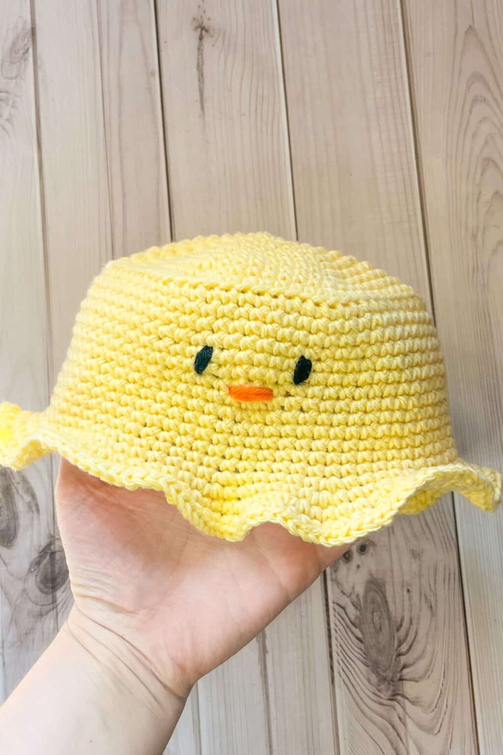 Crochet Duck Hat Pattern - thecaffeinatedsnail.com