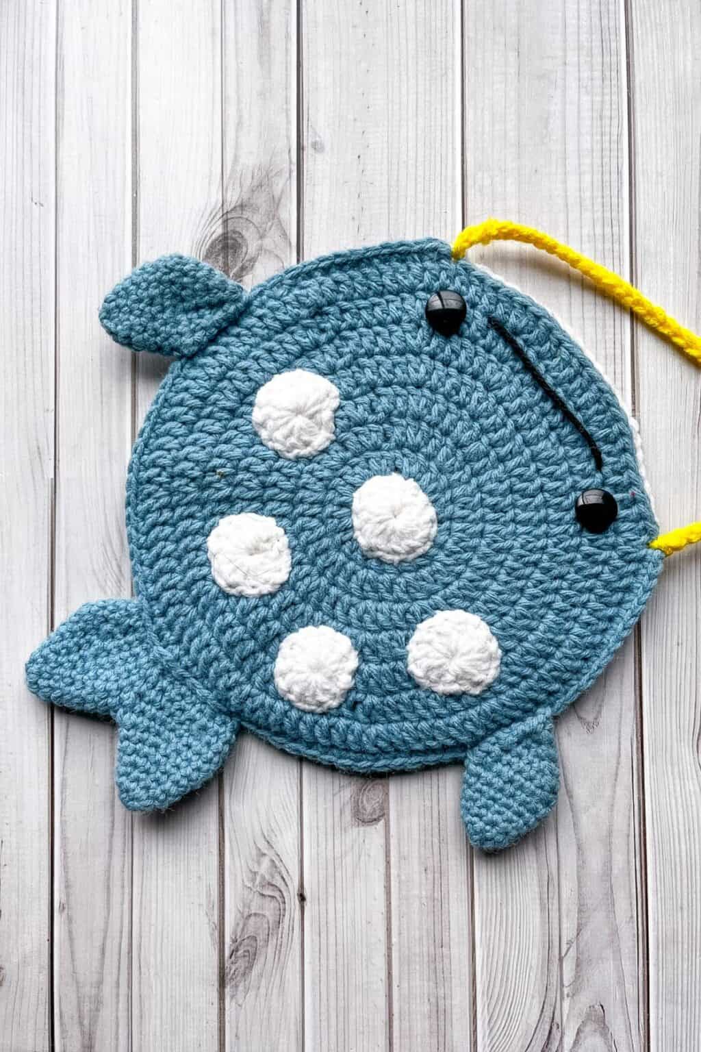 Crochet Whale Shark Bag Pattern - thecaffeinatedsnail.com
