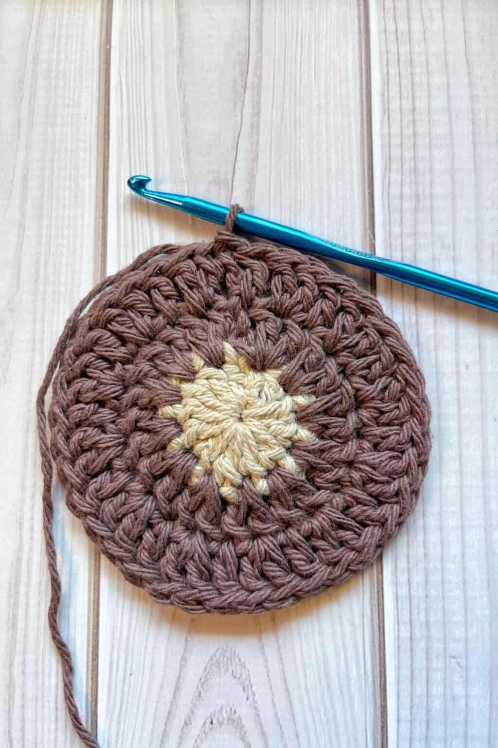 Bear Coaster Crochet Pattern - thecaffeinatedsnail.com