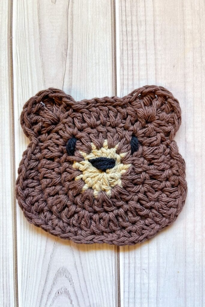 Bear Coaster Crochet Pattern - thecaffeinatedsnail.com