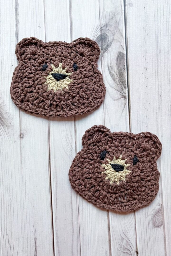 Bear Coaster Crochet Pattern - thecaffeinatedsnail.com