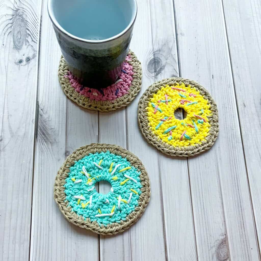 Crochet Donut Coaster Pattern - thecaffeinatedsnail.com