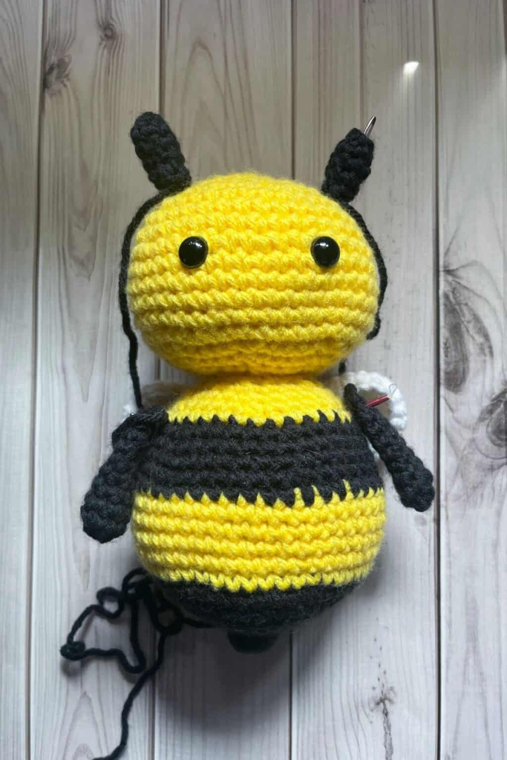 Crochet Bee Plushie Pattern - thecaffeinatedsnail.com
