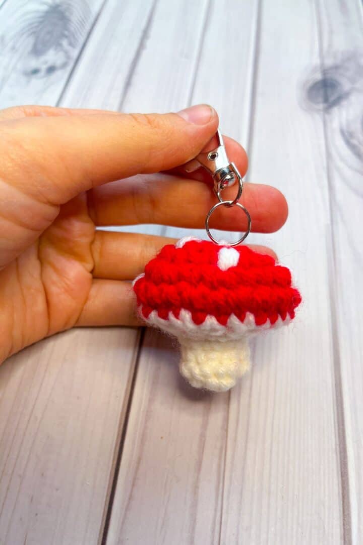 Crochet Mushroom Keychain Pattern - thecaffeinatedsnail.com