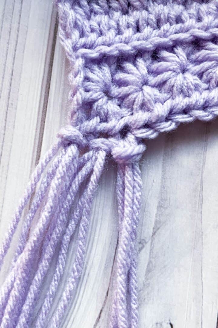 Crochet Star Stitch Scarf Pattern - thecaffeinatedsnail.com