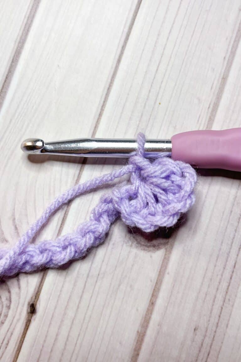 Crochet Star Stitch Scarf Pattern - thecaffeinatedsnail.com