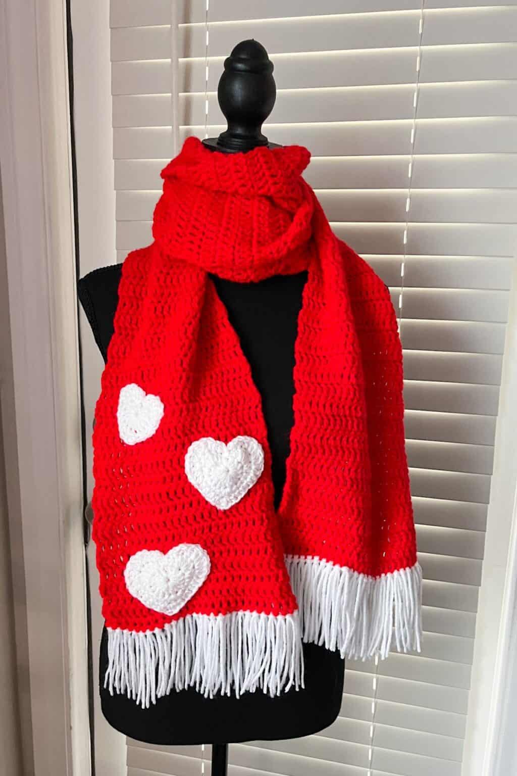 Crochet Heart Scarf Pattern - thecaffeinatedsnail.com