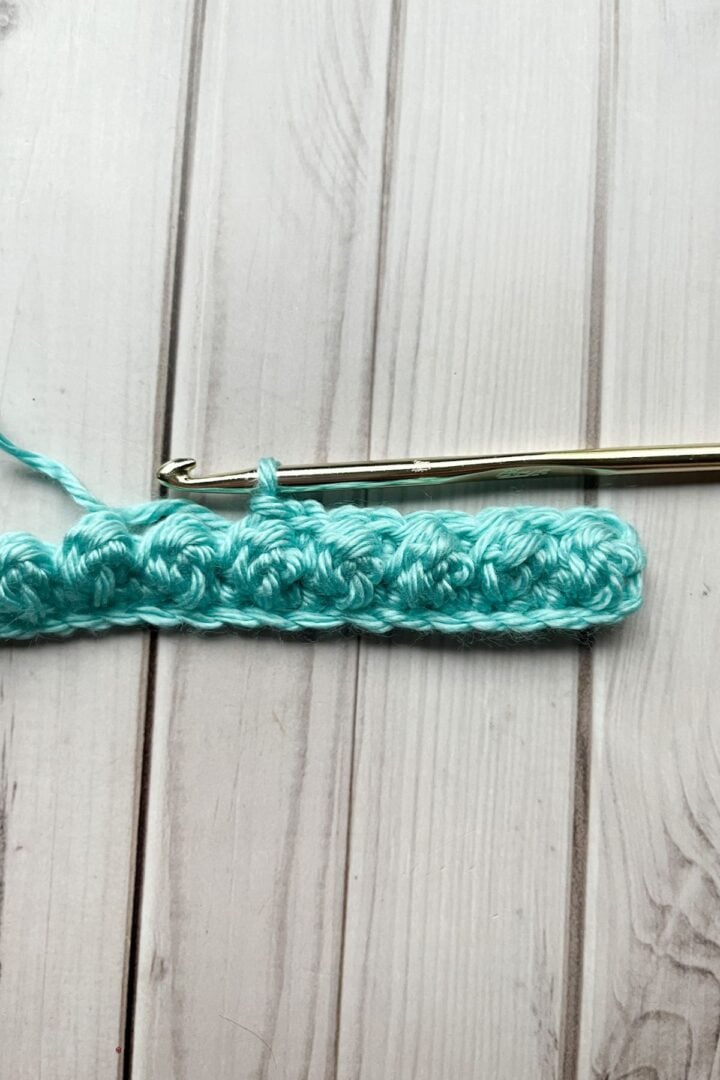 Crochet Berry Stitch - thecaffeinatedsnail.com