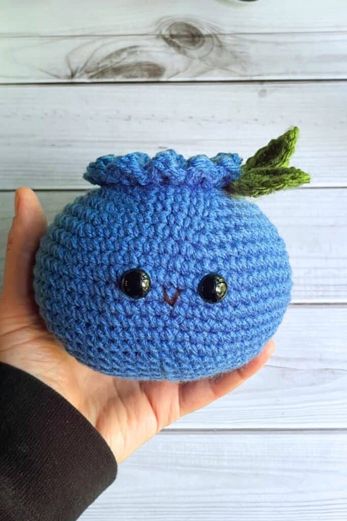 Crochet Blueberry Pattern - thecaffeinatedsnail.com