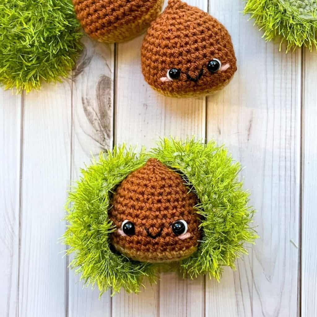 Crochet Chestnut Pattern - thecaffeinatedsnail.com