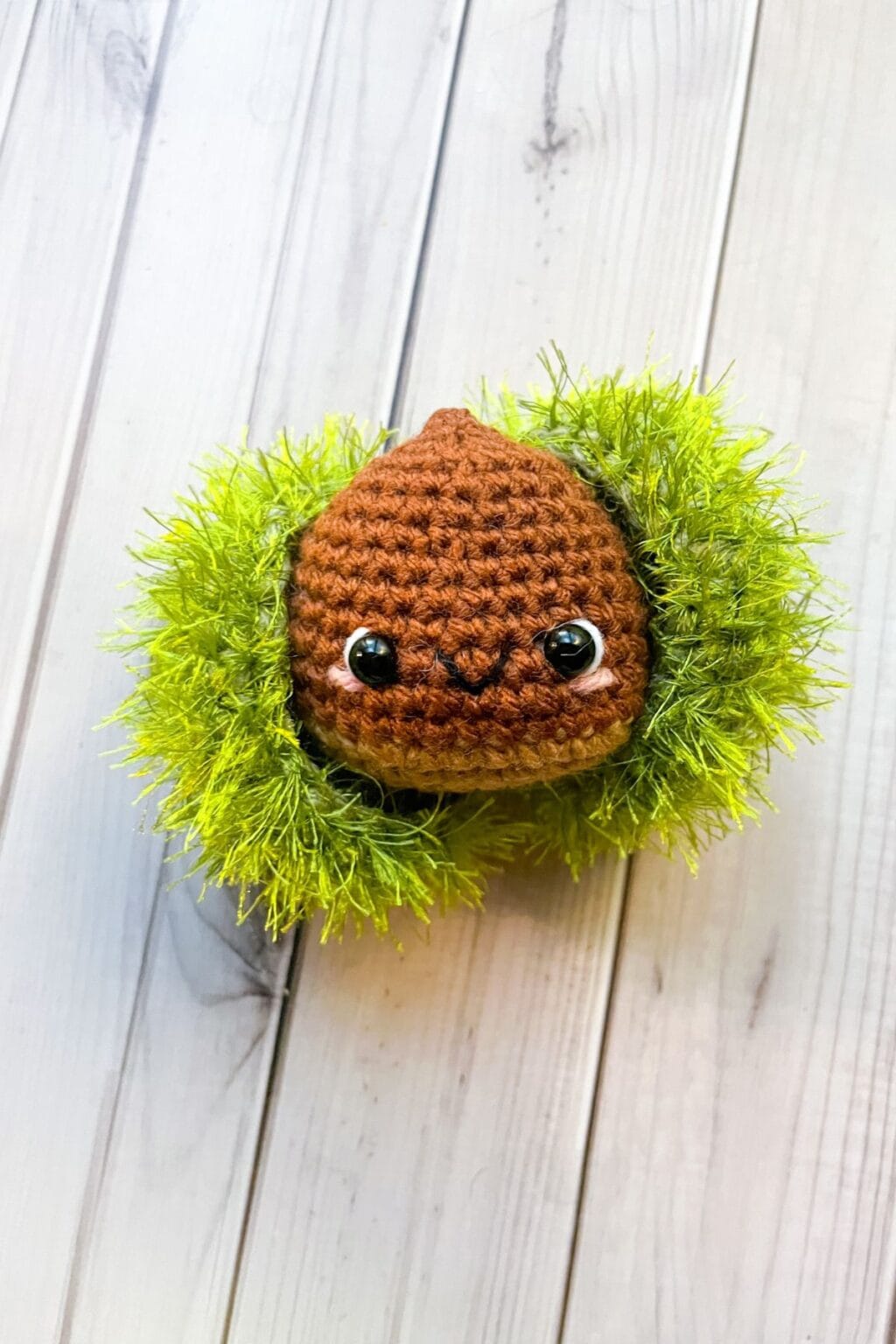 Crochet Chestnut Pattern - thecaffeinatedsnail.com