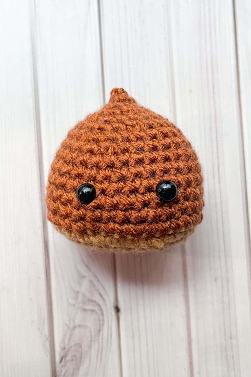 Crochet Chestnut Pattern - thecaffeinatedsnail.com