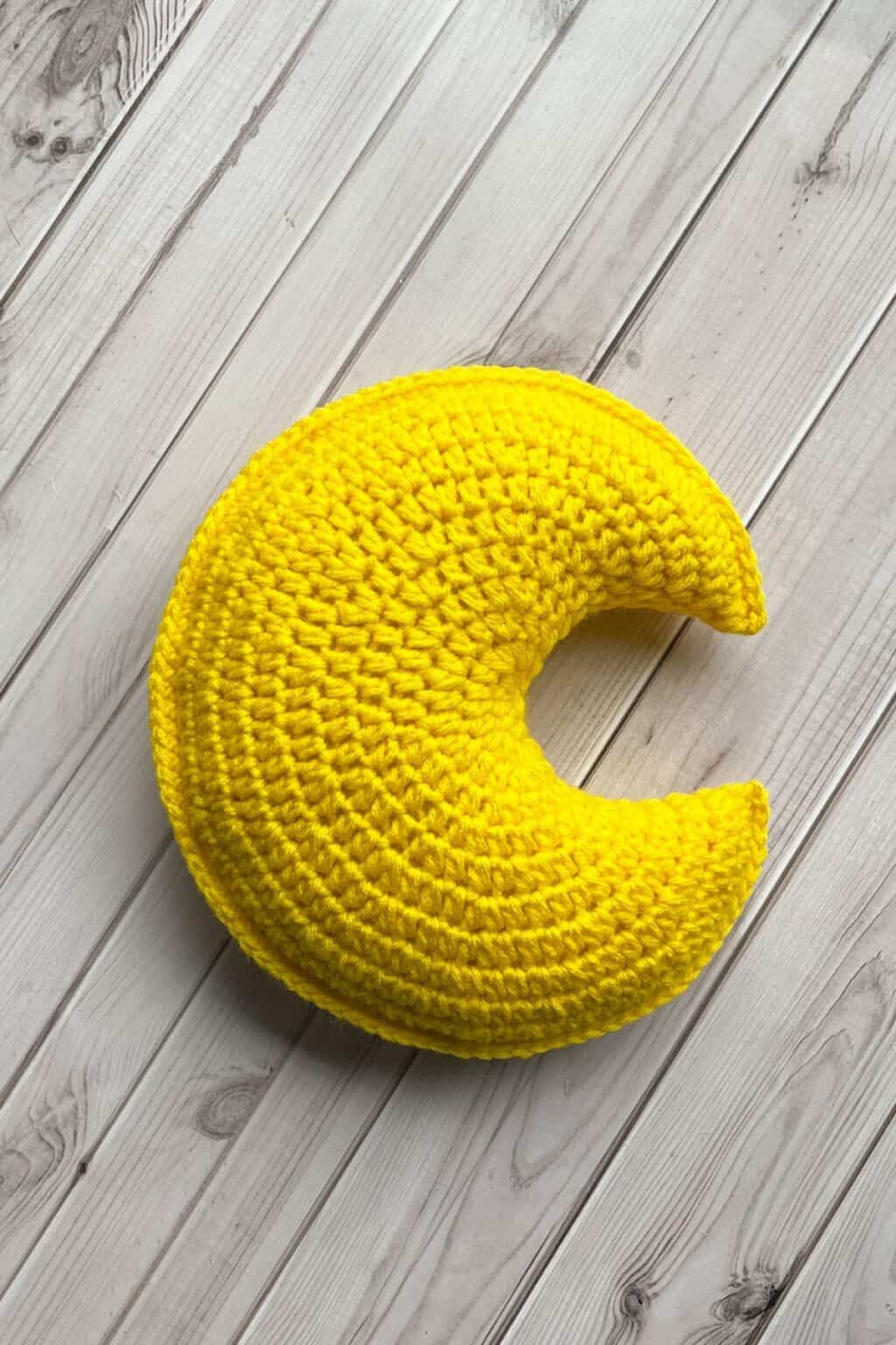 Crochet Moon Pillow Pattern - thecaffeinatedsnail.com
